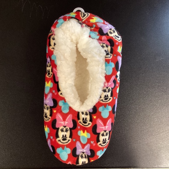 Minnie Mouse cartoon character | Shoes | Minnie Mouse House Slippers ...